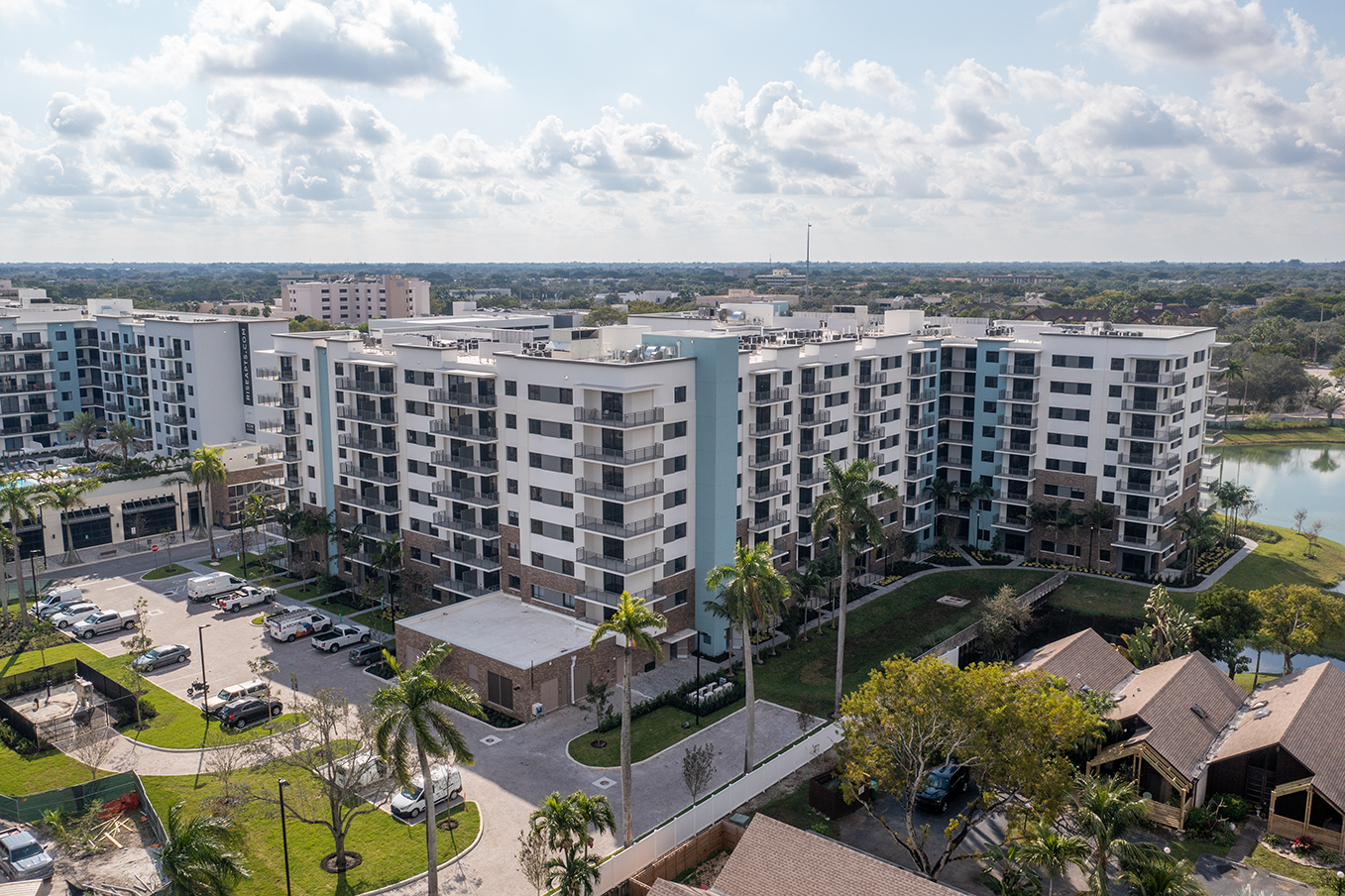 Plantation Walk - Kaufman Lynn Construction